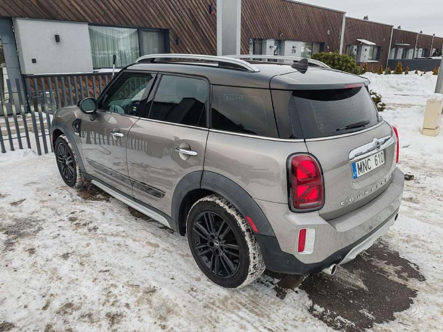 Brown MINI Countryman 2019 in Kaunas, with an engine capacity of 1.50 L and mileage of 82 thousand km for 14999 €, photo 6 on AUTOMOTO.COM.LV