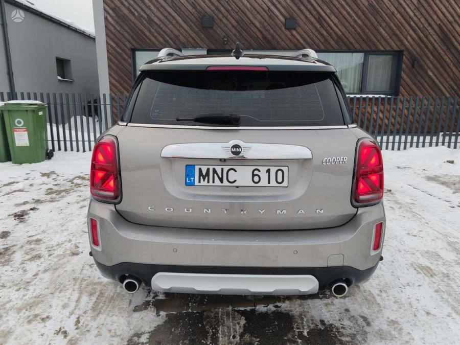 Brown MINI Countryman 2019 in Kaunas, with an engine capacity of 1.50 L and mileage of 82 thousand km for 14999 €, photo 7 on AUTOMOTO.COM.LV