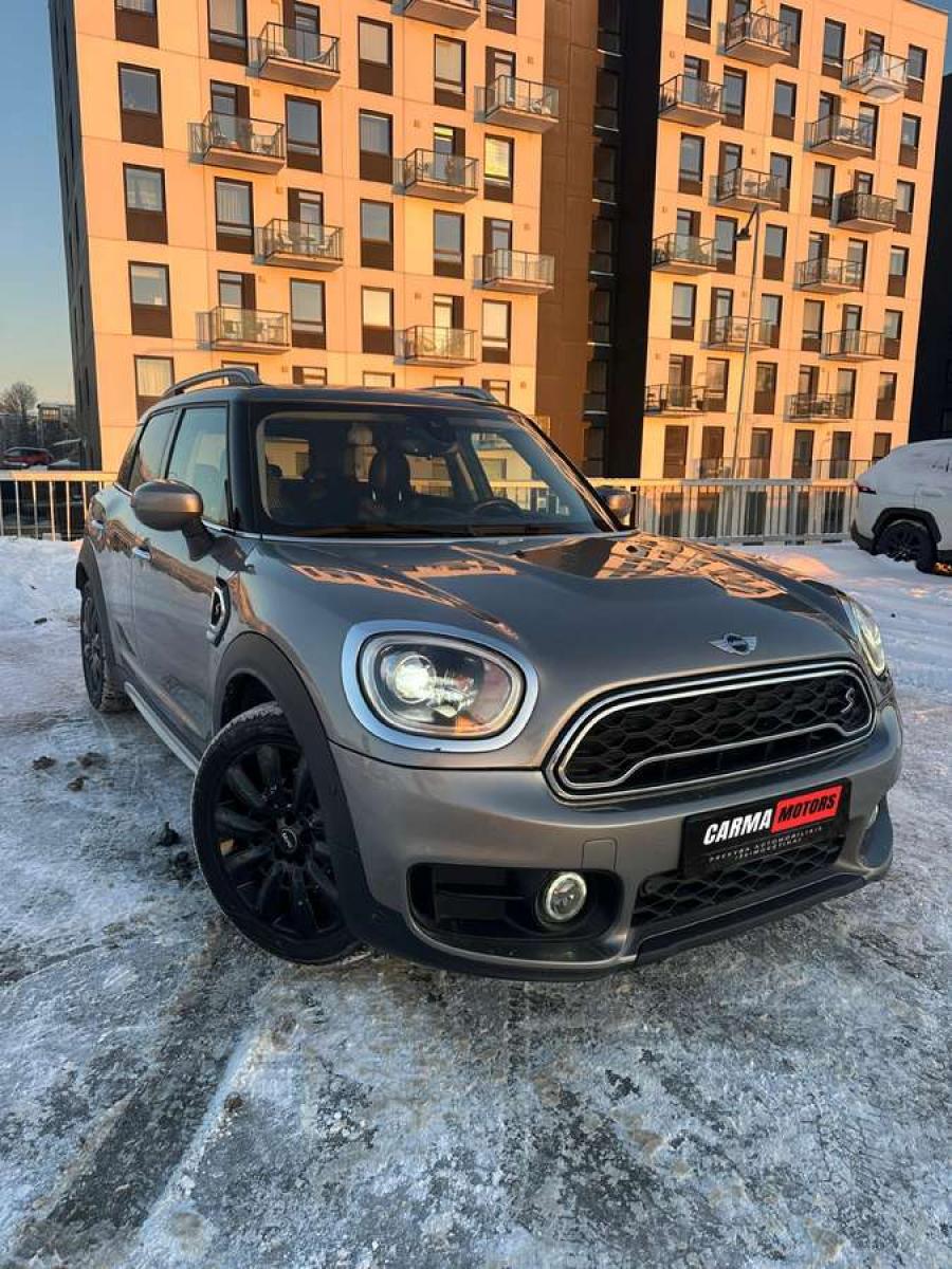 Brūns MINI Countryman 2020 Viļņa, ar dzinēja tilpumu 2.00 L un nobraukumu 72 tūkst. km par 24290 €, foto 1 vietnē AUTOMOTO.COM.LV