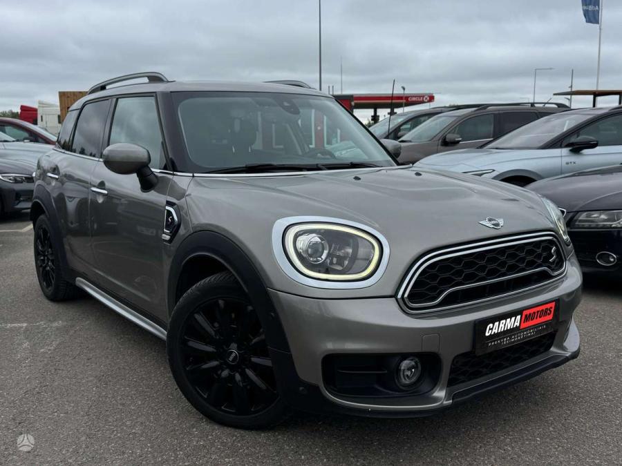 Brown MINI Countryman 2020 in Vilnius, with an engine capacity of 2.00 L and mileage of 84 thousand km for 19490 €, photo 1 on AUTOMOTO.COM.LV