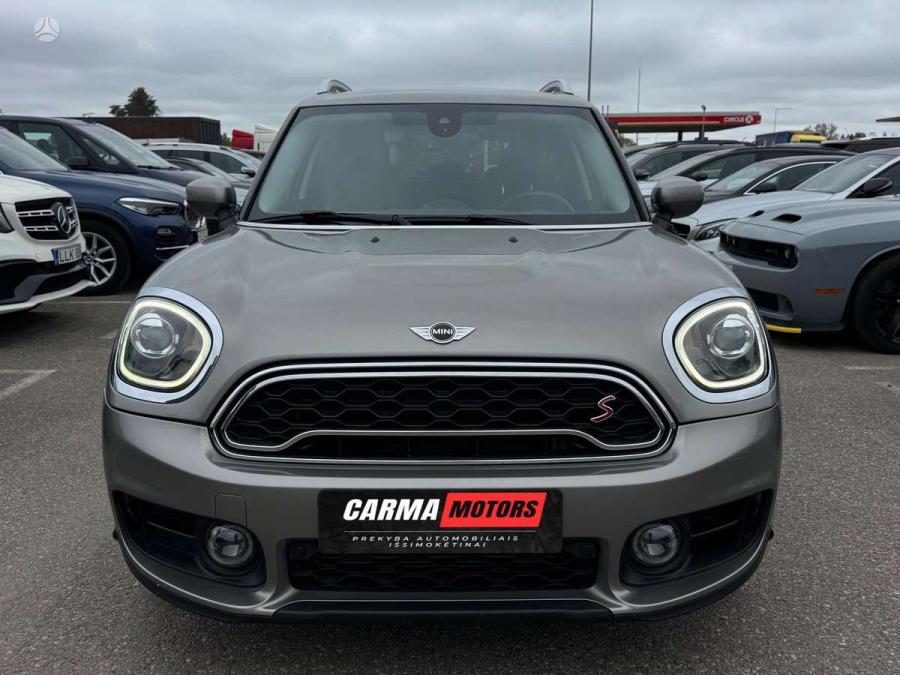 Brown MINI Countryman 2020 in Vilnius, with an engine capacity of 2.00 L and mileage of 84 thousand km for 19490 €, photo 6 on AUTOMOTO.COM.LV