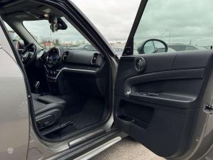 Brown MINI Countryman 2020 in Vilnius, with an engine capacity of 2.00 L and mileage of 84 thousand km for 19490 €, photo 21 on AUTOMOTO.COM.LV