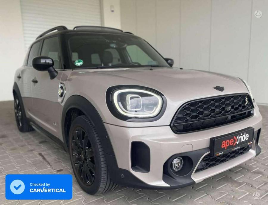 Brown MINI Countryman 2022 in Vilnius, with an engine capacity of 1.50 L and mileage of 26 thousand km for 32890 €, photo 1 on AUTOMOTO.COM.LV