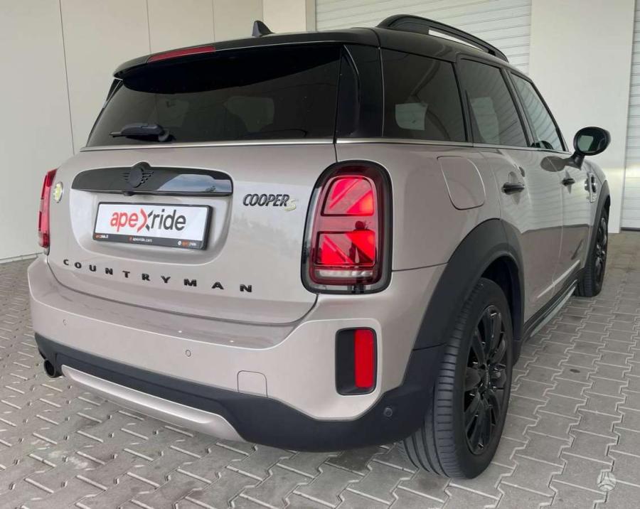 Brown MINI Countryman 2022 in Vilnius, with an engine capacity of 1.50 L and mileage of 26 thousand km for 32890 €, photo 22 on AUTOMOTO.COM.LV