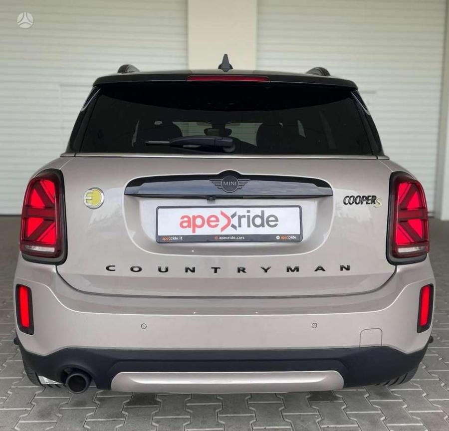 Brown MINI Countryman 2022 in Vilnius, with an engine capacity of 1.50 L and mileage of 26 thousand km for 32890 €, photo 23 on AUTOMOTO.COM.LV