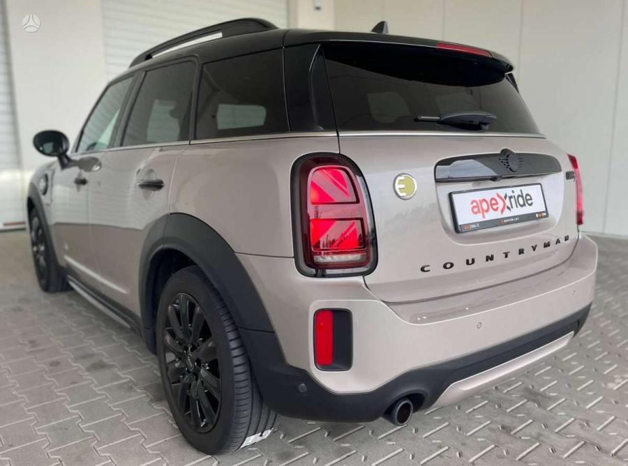 Brown MINI Countryman 2022 in Vilnius, with an engine capacity of 1.50 L and mileage of 26 thousand km for 32890 €, photo 24 on AUTOMOTO.COM.LV