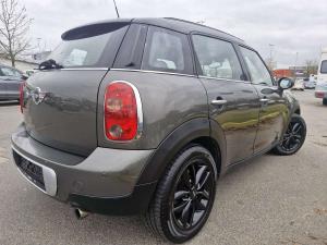 Brūns MINI Countryman 2011 Viļņa, ar dzinēja tilpumu 2.00 L un nobraukumu 243 tūkst. km par 6350 €, foto 4 vietnē AUTOMOTO.COM.LV