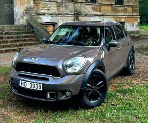 Brown MINI Countryman 2011 in Riga, with an engine capacity of 1.60 L and mileage of 187 thousand km for 7500 €, photo  on AUTOMOTO.COM.LV