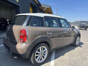 Brūns MINI Countryman 2011 Šauļi, ar dzinēja tilpumu 1.60 L un nobraukumu 233 tūkst. km par 3850 €, foto 6 vietnē AUTOMOTO.COM.LV