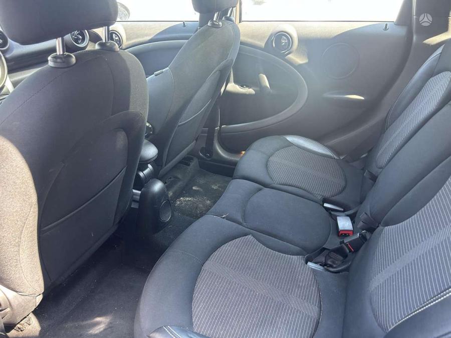 Brūns MINI Countryman 2011 Šauļi, ar dzinēja tilpumu 1.60 L un nobraukumu 233 tūkst. km par 3850 €, foto 10 vietnē AUTOMOTO.COM.LV