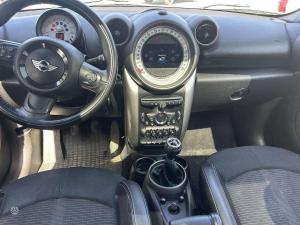 Brūns MINI Countryman 2011 Šauļi, ar dzinēja tilpumu 1.60 L un nobraukumu 233 tūkst. km par 3850 €, foto 11 vietnē AUTOMOTO.COM.LV