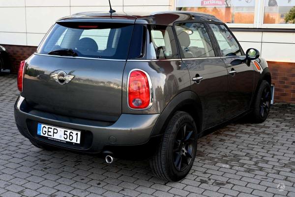 Brūns MINI Countryman 2012 Kretinga, ar dzinēja tilpumu 1.60 L un nobraukumu 196 tūkst. km par 4199 €, foto 9 vietnē AUTOMOTO.COM.LV