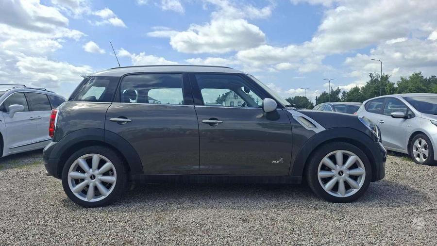 Brūns MINI Countryman 2012 Kauņa, ar dzinēja tilpumu 2.00 L un nobraukumu 183 tūkst. km par 5700 €, foto 9 vietnē AUTOMOTO.COM.LV