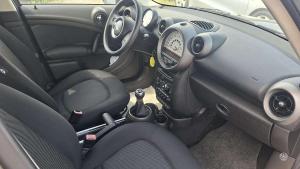 Brūns MINI Countryman 2012 Kauņa, ar dzinēja tilpumu 2.00 L un nobraukumu 183 tūkst. km par 5700 €, foto 14 vietnē AUTOMOTO.COM.LV