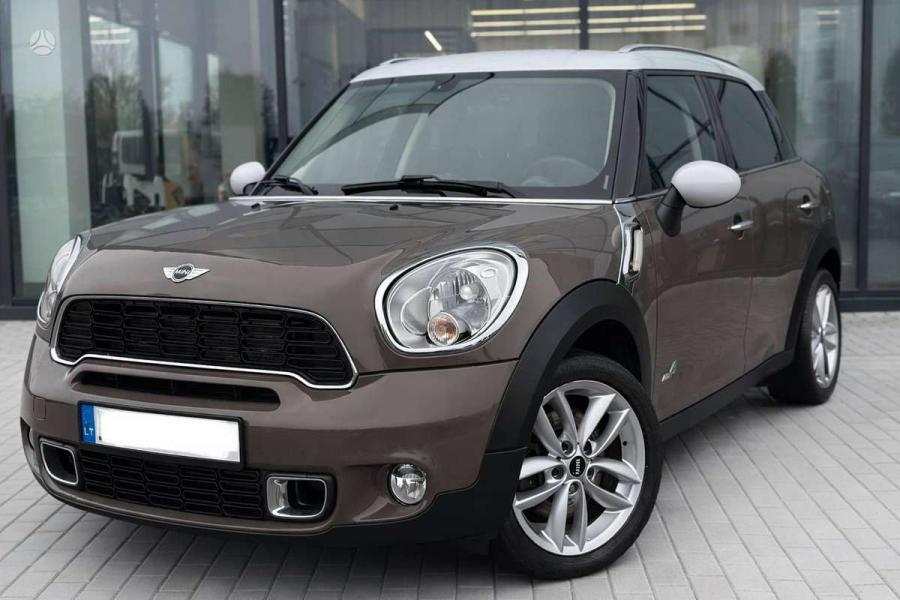 Brown MINI Countryman 2012 in Klaipeda, with an engine capacity of 1.60 L and mileage of 139 thousand km for 6550 €, photo 4 on AUTOMOTO.COM.LV