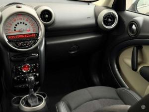 Brown MINI Countryman 2012 in Klaipeda, with an engine capacity of 1.60 L and mileage of 139 thousand km for 6550 €, photo 16 on AUTOMOTO.COM.LV