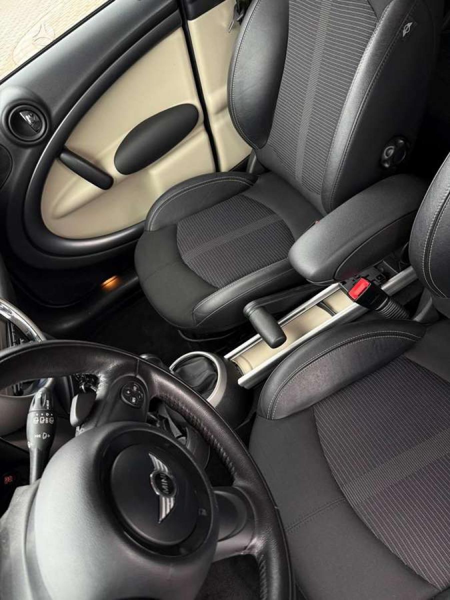 Brown MINI Countryman 2012 in Klaipeda, with an engine capacity of 1.60 L and mileage of 139 thousand km for 6550 €, photo 19 on AUTOMOTO.COM.LV