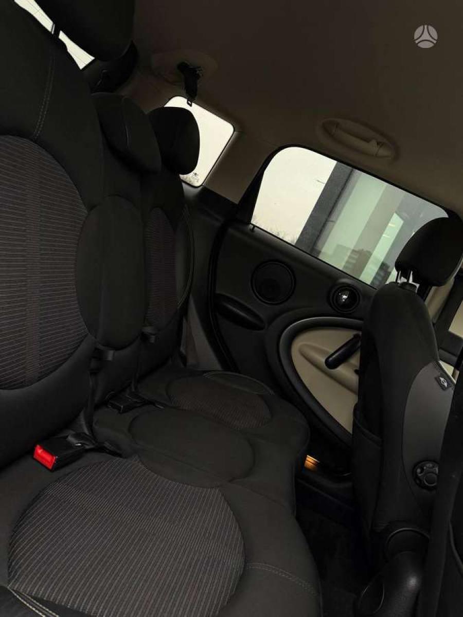 Brown MINI Countryman 2012 in Klaipeda, with an engine capacity of 1.60 L and mileage of 139 thousand km for 6550 €, photo 25 on AUTOMOTO.COM.LV