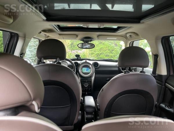 Brown MINI Countryman 2012 in Riga, with an engine capacity of 2.00 L and mileage of 199 thousand km for 7500 €, photo 7 on AUTOMOTO.COM.LV