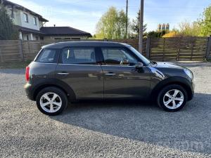 Brown MINI Countryman 2013 in Saldus, with an engine capacity of 1.60 L and mileage of 278 thousand km for 8200 €, photo 4 on AUTOMOTO.COM.LV