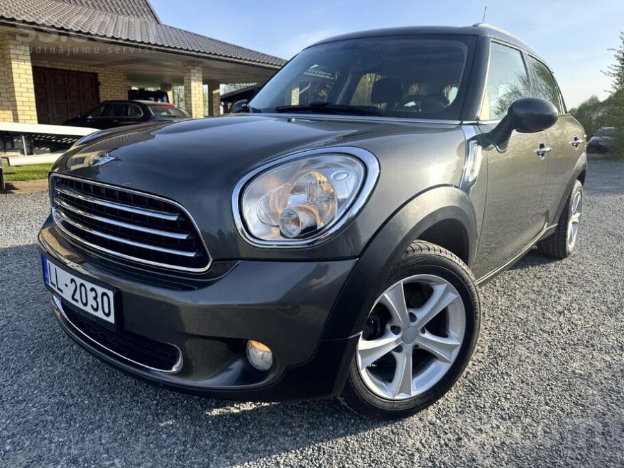 Brown MINI Countryman 2013 in Saldus, with an engine capacity of 1.60 L and mileage of 278 thousand km for 8200 €, photo 32 on AUTOMOTO.COM.LV