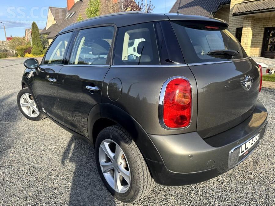 Brown MINI Countryman 2013 in Saldus, with an engine capacity of 1.60 L and mileage of 278 thousand km for 8200 €, photo 35 on AUTOMOTO.COM.LV