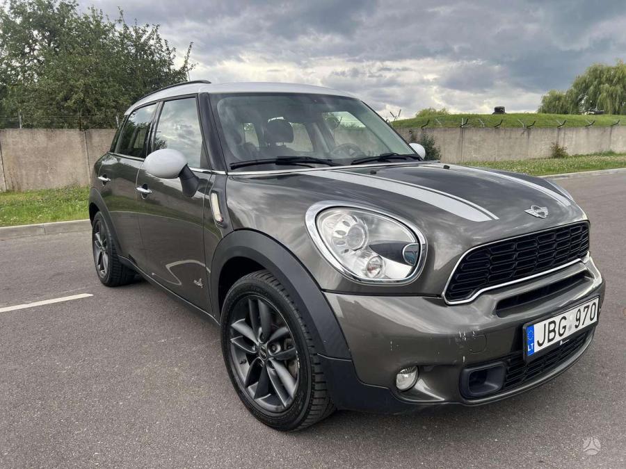 Brown MINI Countryman 2013 in Kaunas, with an engine capacity of 1.60 L and mileage of 94 thousand km for 6500 €, photo 7 on AUTOMOTO.COM.LV