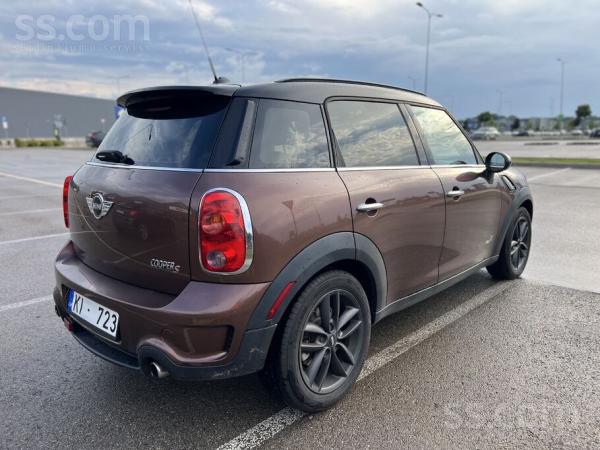 Brūns MINI Countryman 2013 Rīga, ar dzinēja tilpumu 1.60 L un nobraukumu 236 tūkst. km par 6500 €, foto 5 vietnē AUTOMOTO.COM.LV