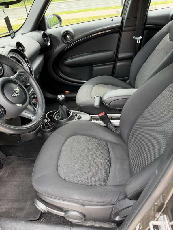 Brown MINI Countryman 2014 in Alytus, with an engine capacity of 1.60 L and mileage of 204 thousand km for 4200 €, photo 7 on AUTOMOTO.COM.LV