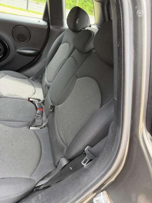 Brown MINI Countryman 2014 in Alytus, with an engine capacity of 1.60 L and mileage of 204 thousand km for 4200 €, photo 9 on AUTOMOTO.COM.LV