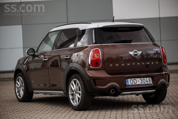 Brown MINI Countryman 2015 in Riga, with an engine capacity of 2.00 L and mileage of 0 thousand km for 6950 €, photo 7 on AUTOMOTO.COM.LV