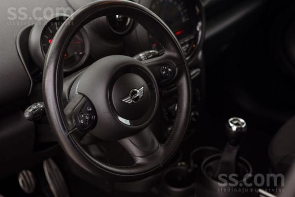 Brown MINI Countryman 2015 in Riga, with an engine capacity of 2.00 L and mileage of 0 thousand km for 6950 €, photo 10 on AUTOMOTO.COM.LV