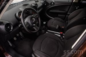 Brūns MINI Countryman 2015 Rīga, ar dzinēja tilpumu 2.00 L un nobraukumu 0 tūkst. km par 6950 €, foto 12 vietnē AUTOMOTO.COM.LV