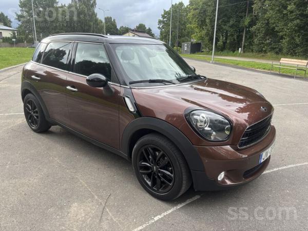 Brūns MINI Countryman 2015 Rīga, ar dzinēja tilpumu 2.00 L un nobraukumu 93 tūkst. km par 9000 €, foto 1 vietnē AUTOMOTO.COM.LV