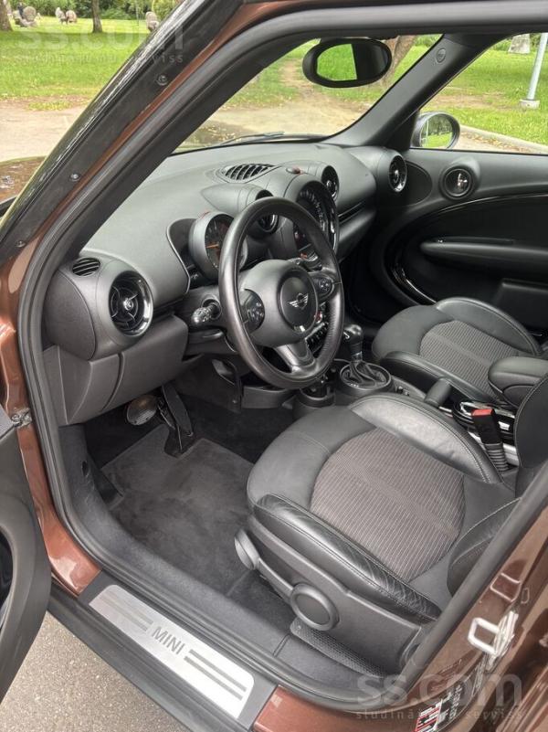 Brūns MINI Countryman 2015 Rīga, ar dzinēja tilpumu 2.00 L un nobraukumu 93 tūkst. km par 9000 €, foto 6 vietnē AUTOMOTO.COM.LV