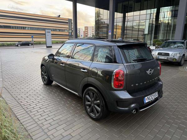 Brūns MINI Countryman 2015 Viļņa, ar dzinēja tilpumu 2.00 L un nobraukumu 182 tūkst. km par 7100 €, foto 4 vietnē AUTOMOTO.COM.LV