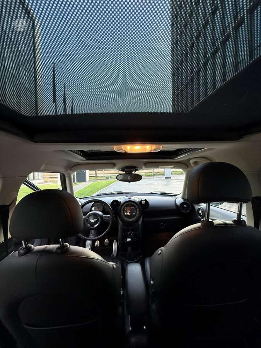 Brown MINI Countryman 2015 in Vilnius, with an engine capacity of 2.00 L and mileage of 182 thousand km for 7100 €, photo 11 on AUTOMOTO.COM.LV
