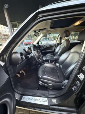 Brown MINI Countryman 2015 in Vilnius, with an engine capacity of 2.00 L and mileage of 182 thousand km for 7100 €, photo 15 on AUTOMOTO.COM.LV