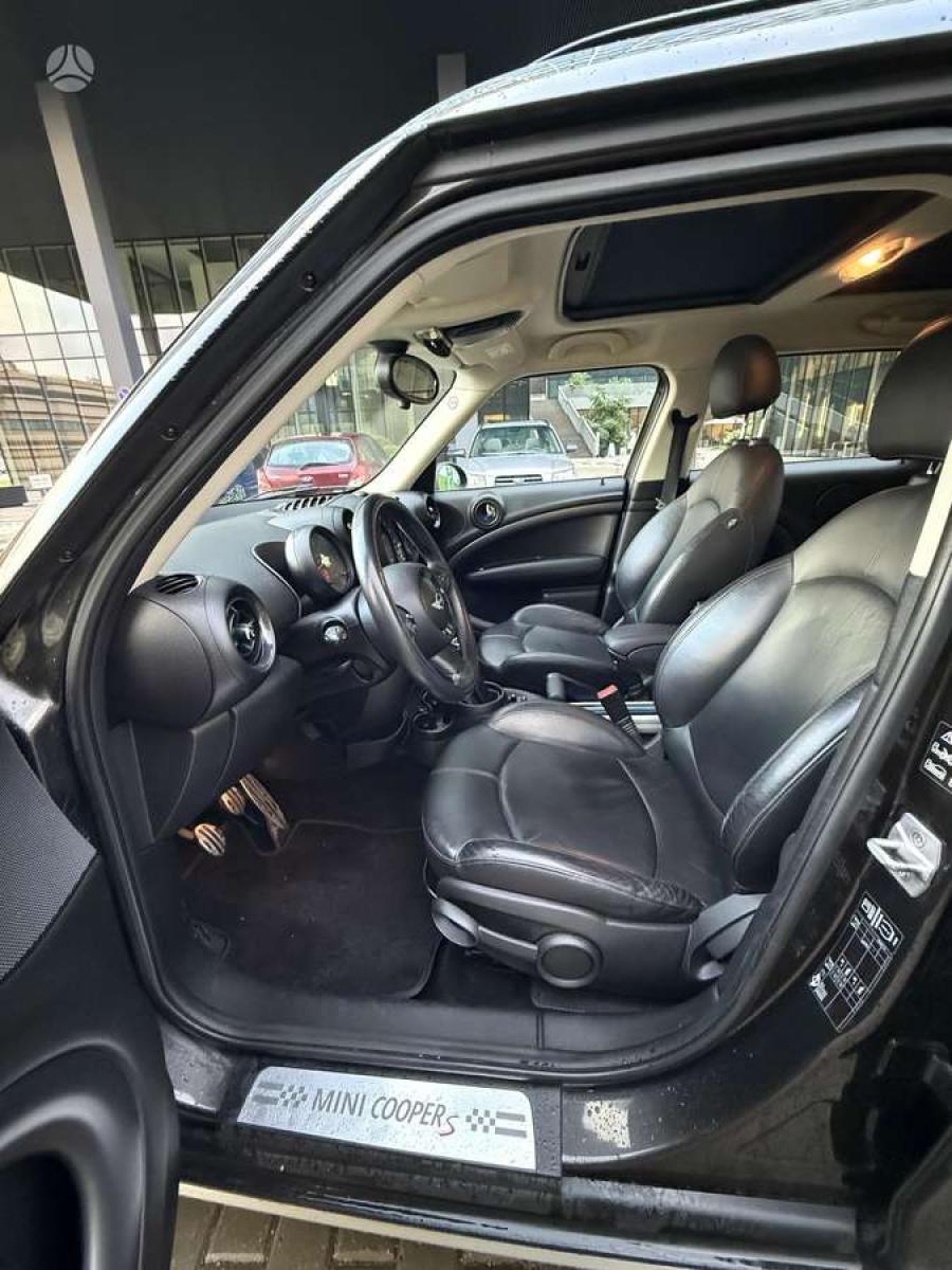Brown MINI Countryman 2015 in Vilnius, with an engine capacity of 2.00 L and mileage of 182 thousand km for 7100 €, photo 15 on AUTOMOTO.COM.LV