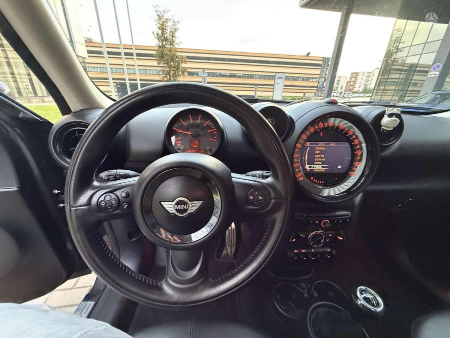 Brown MINI Countryman 2015 in Vilnius, with an engine capacity of 2.00 L and mileage of 182 thousand km for 7100 €, photo 18 on AUTOMOTO.COM.LV