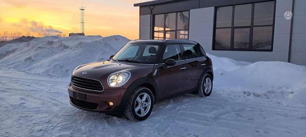 Brown MINI Countryman 2014 in Panevezys, with an engine capacity of 1.60 L and mileage of 80 thousand km for 5750 €, photo 2 on AUTOMOTO.COM.LV
