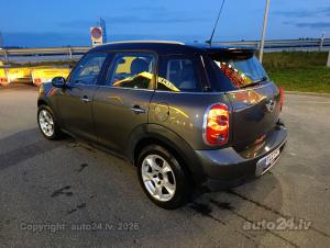 Brown MINI Countryman 2011 in Tallinn, with an engine capacity of 1.60 L and mileage of 251 thousand km for 4490 €, photo 3 on AUTOMOTO.COM.LV