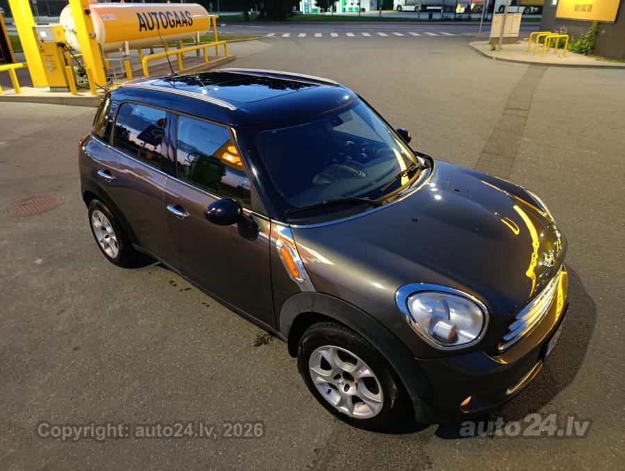 Brown MINI Countryman 2011 in Tallinn, with an engine capacity of 1.60 L and mileage of 251 thousand km for 4490 €, photo 4 on AUTOMOTO.COM.LV
