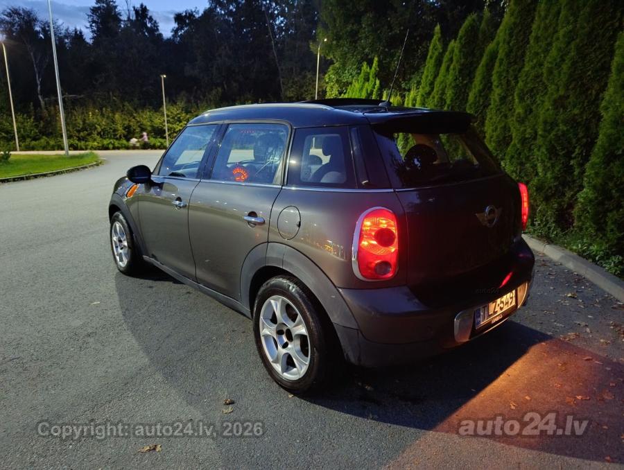 Brown MINI Countryman 2011 in Tallinn, with an engine capacity of 1.60 L and mileage of 251 thousand km for 4490 €, photo 10 on AUTOMOTO.COM.LV
