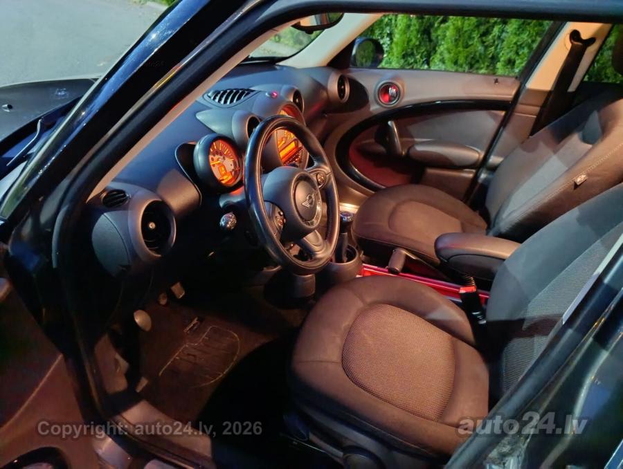 Brown MINI Countryman 2011 in Tallinn, with an engine capacity of 1.60 L and mileage of 251 thousand km for 4490 €, photo 16 on AUTOMOTO.COM.LV