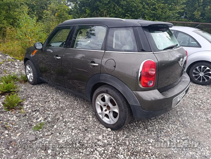Brown MINI Countryman 2011 in Tallinn, with an engine capacity of 1.60 L and mileage of 251 thousand km for 4490 €, photo 21 on AUTOMOTO.COM.LV
