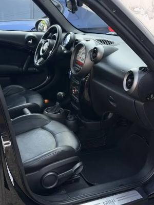 MINI Countryman 2011 Rīga, ar dzinēja tilpumu 2.00 L un nobraukumu 202 tūkst. km par 4980 €, foto 9 vietnē AUTOMOTO.COM.LV