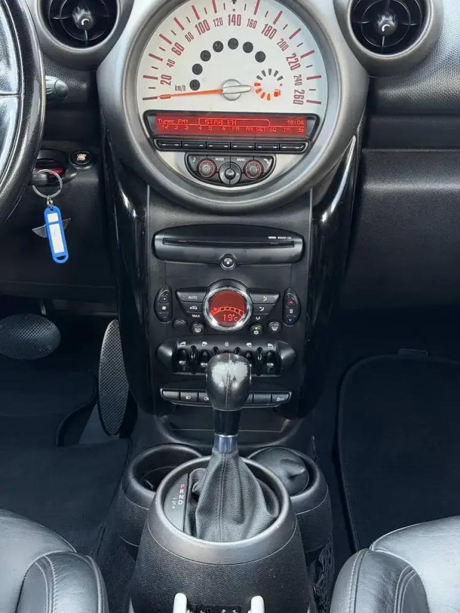 MINI Countryman 2011 Rīga, ar dzinēja tilpumu 2.00 L un nobraukumu 202 tūkst. km par 4980 €, foto 13 vietnē AUTOMOTO.COM.LV