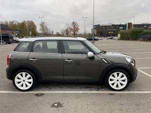 MINI Countryman 2012 in Kaunas, with an engine capacity of 1.60 L and mileage of 145 thousand km for 7300 €, photo 2 on AUTOMOTO.COM.LV