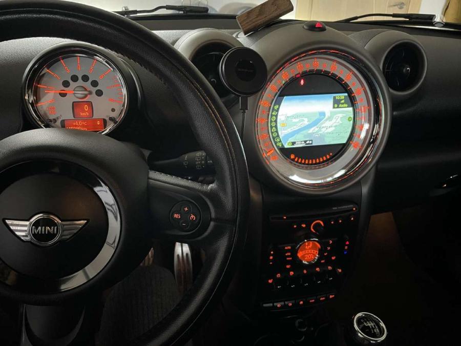 MINI Countryman 2012 in Kaunas, with an engine capacity of 1.60 L and mileage of 145 thousand km for 7300 €, photo 5 on AUTOMOTO.COM.LV